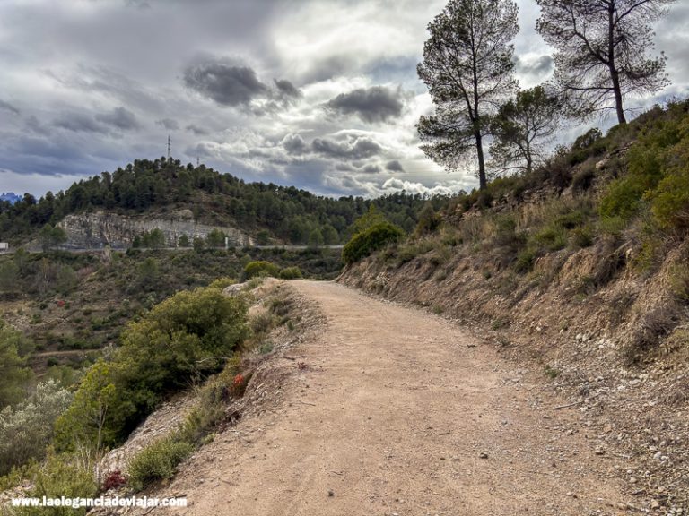 Ruta al Pont Foradat de les Arnaules - La elegancia de viajar